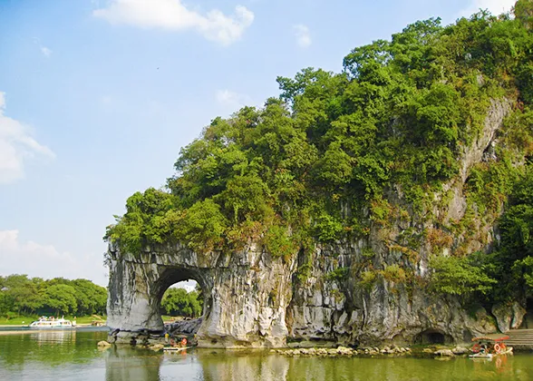 Elephant Trunk Hill, Guilin: Facts & Legend, Map