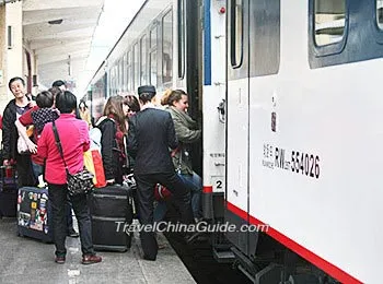 Nanning Railway Station: International & High Speed Ticket, To Airport