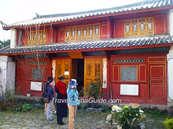 Yuhu Village, Lijiang - A Naxi Village by Jade Lake