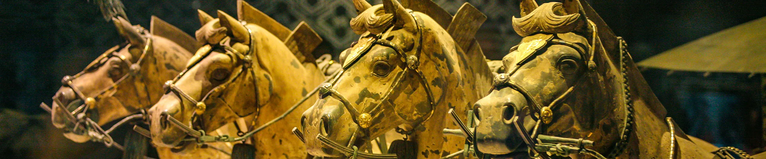 Bronze Chariots and Horses Xi'an, Qinshihuang's After-life Vehicle